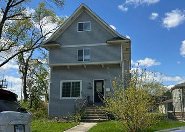 Online Real Estate Auctions & Foreclosure Homes For Sale | RealtyBid